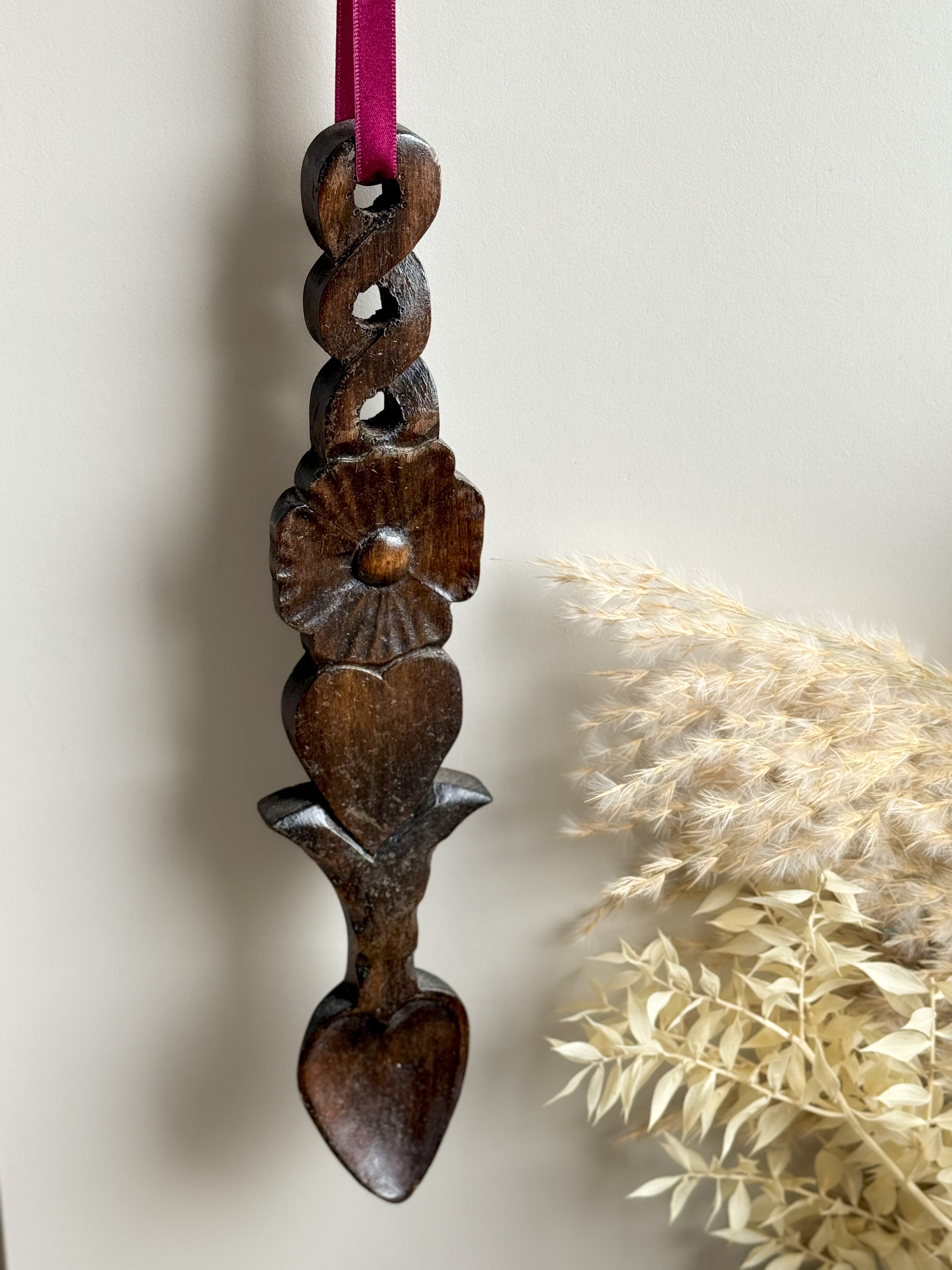 The Flower • Y Blodyn Love Spoon – Hiraeth Vintage